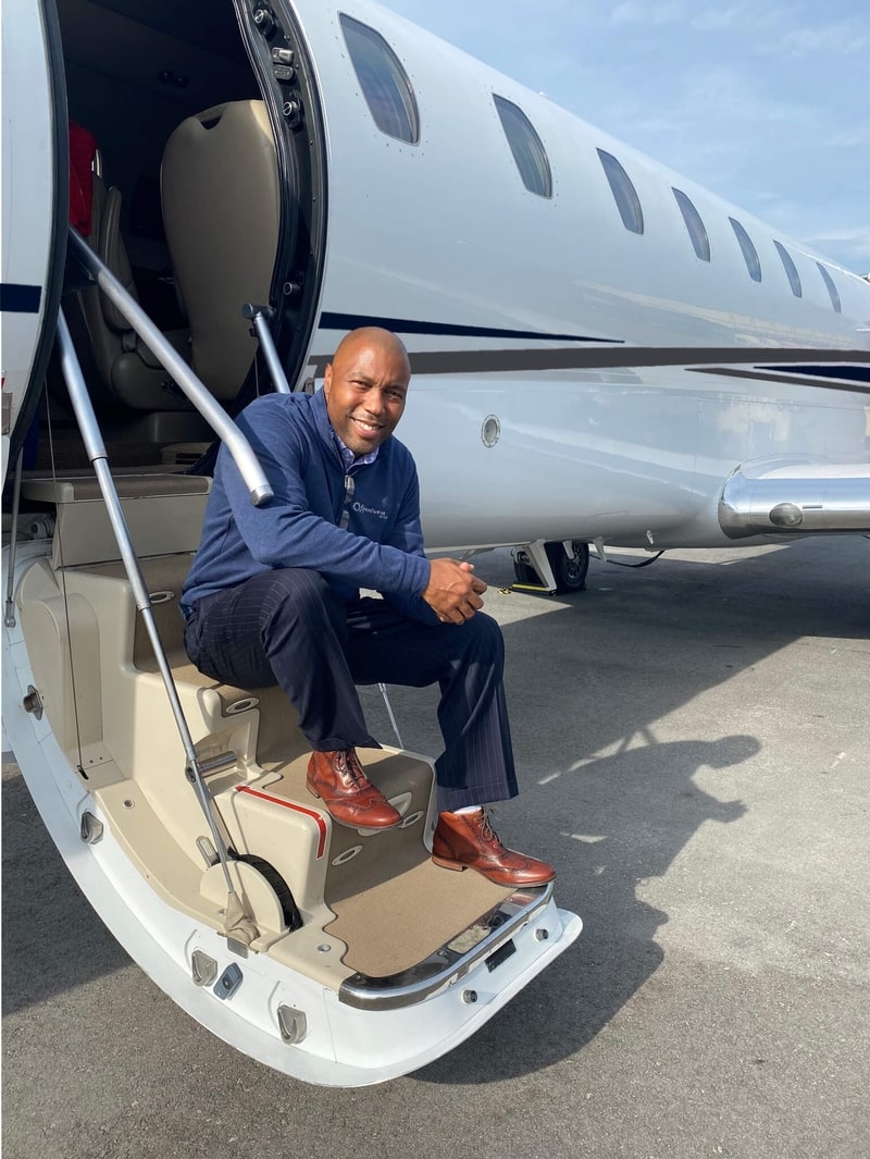 current-private-jet-careers-flyexclusive